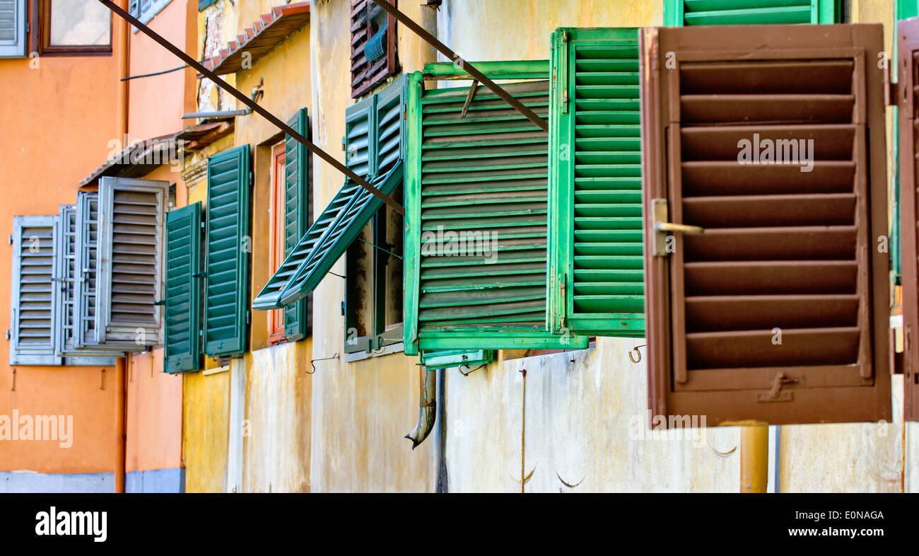 Italian shutters hi-res stock photography and images - Alamy