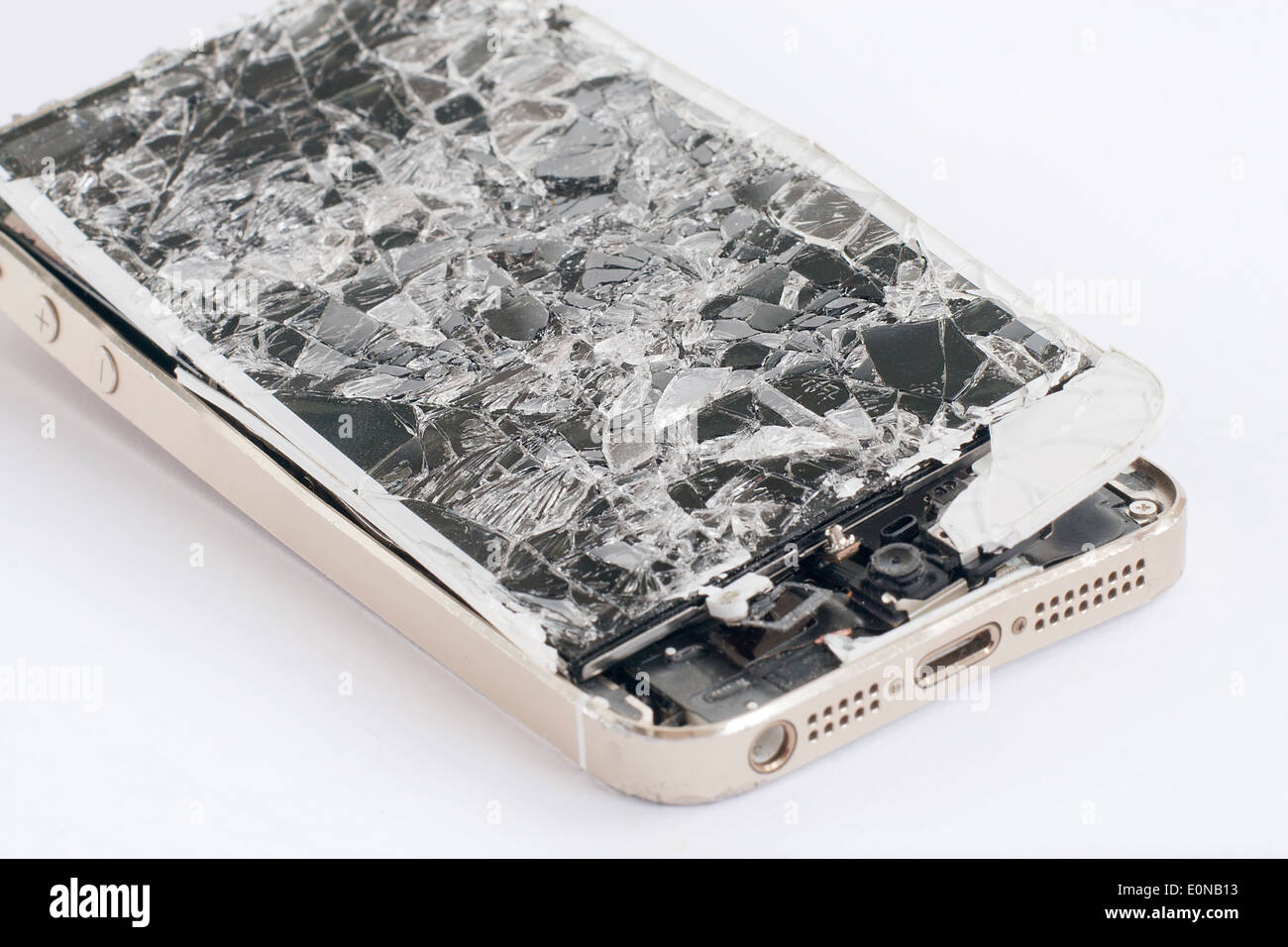 Repairing iphone hi-res stock photography and images - Alamy