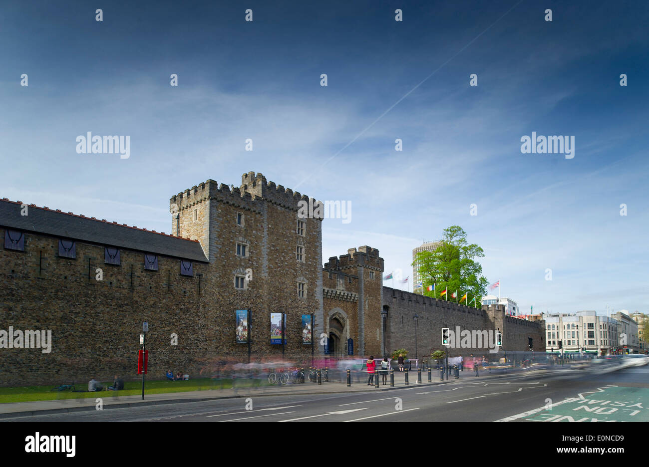 Cardiff castle entrance hi-res stock photography and images - Alamy