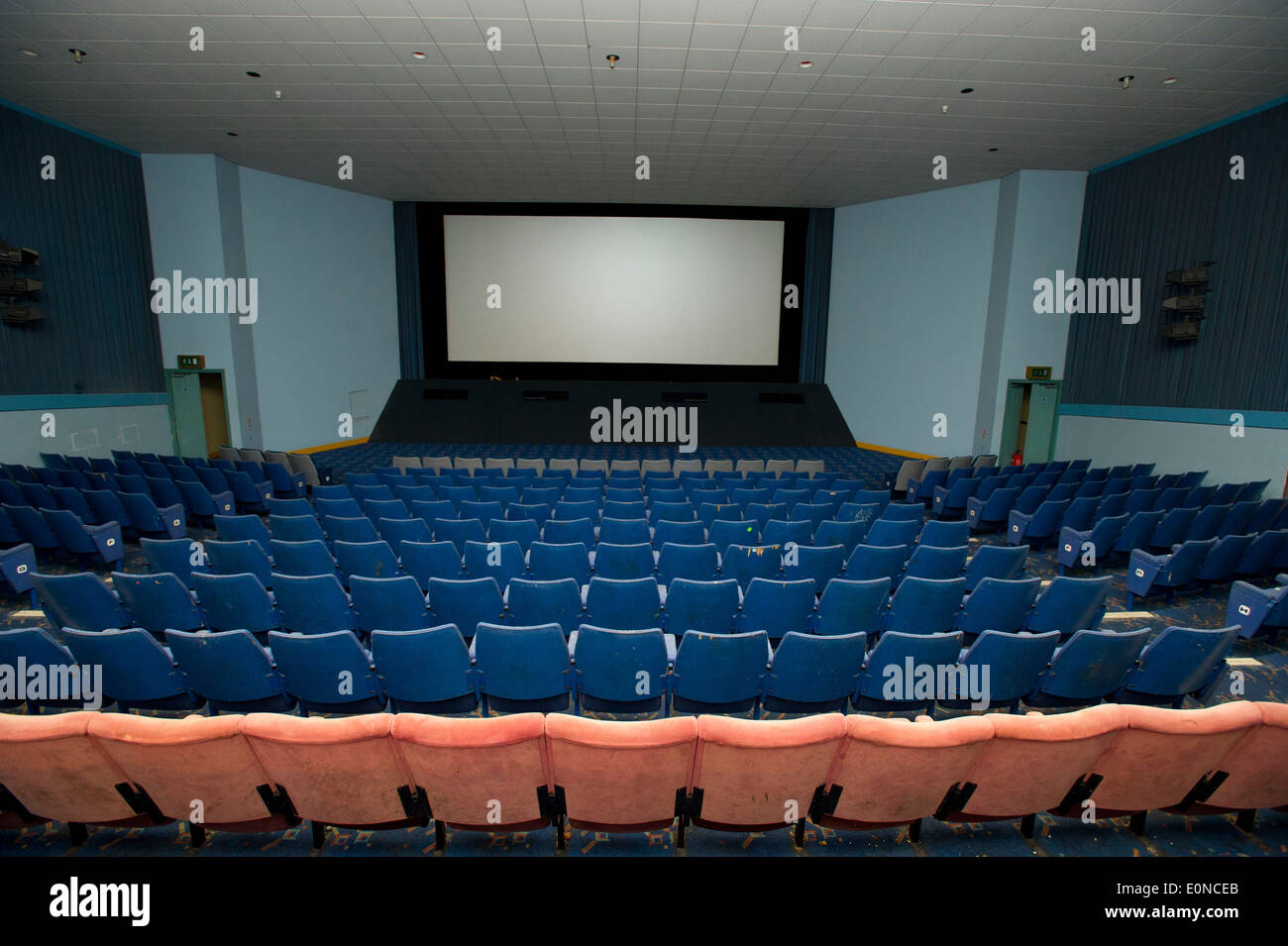 The inside of an old cinema Stock Photo - Alamy