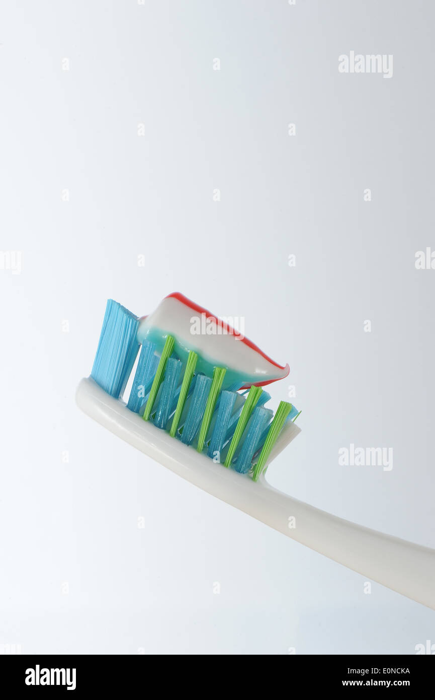 Oral toothpaste hi-res stock photography and images - Alamy