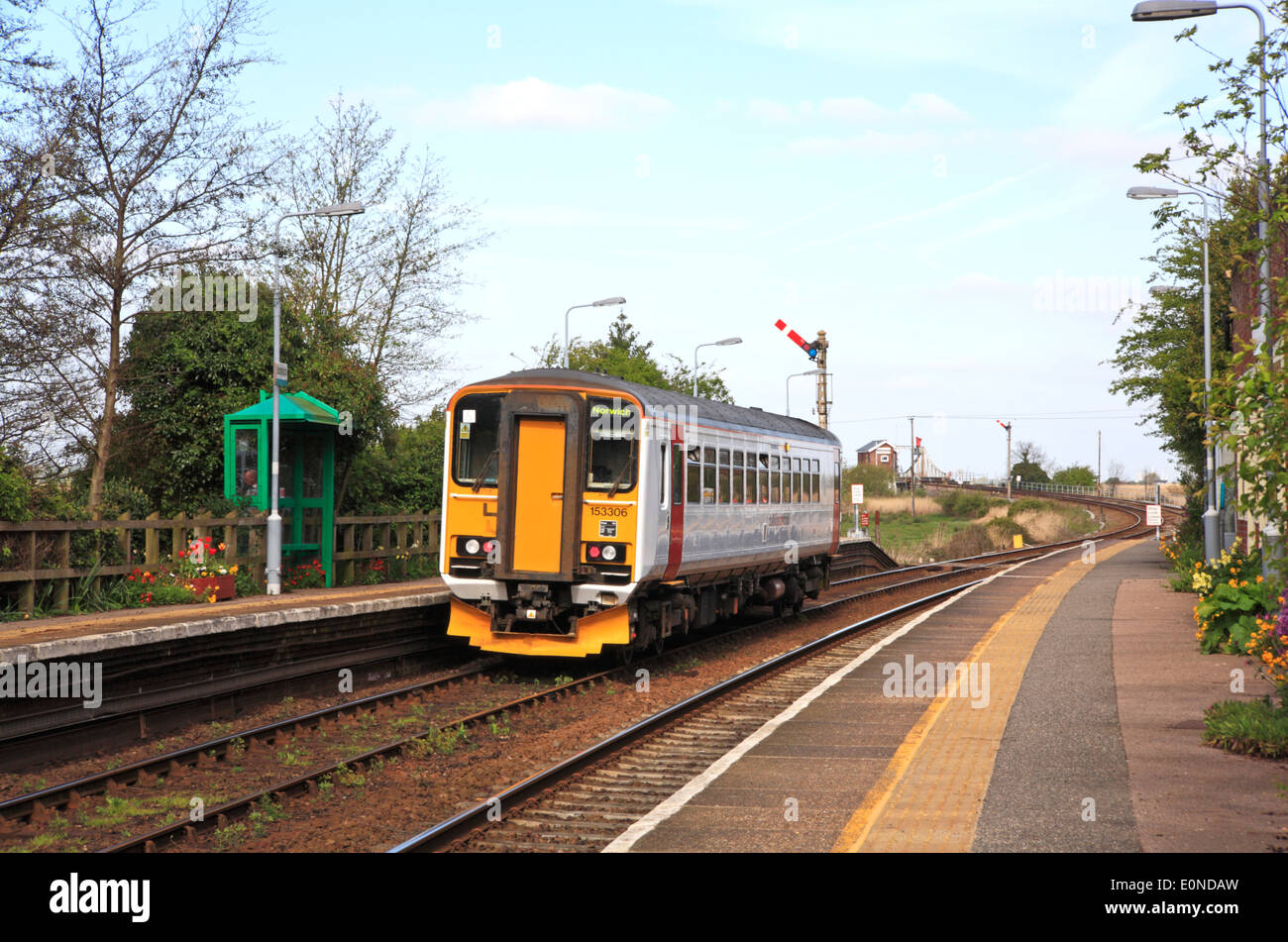 A diesel train stopped in the railway station at Somerleyton, Suffolk ...