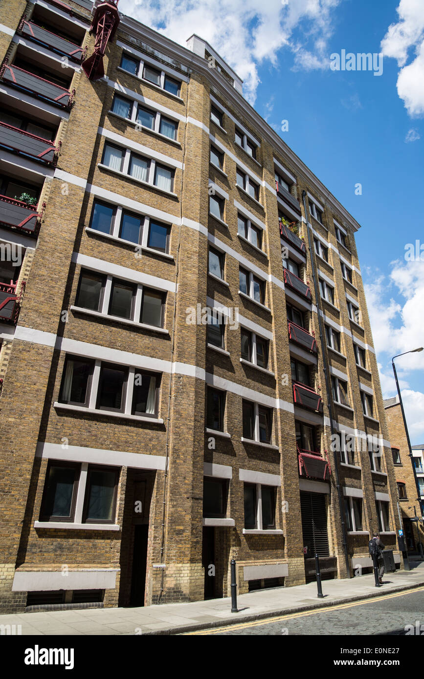 Conversion flats hi-res stock photography and images - Alamy