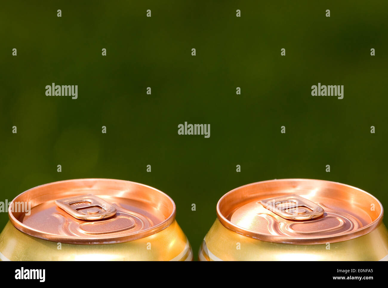 Metal beer can, unopened, alcohol and drink theme Stock Photo - Alamy