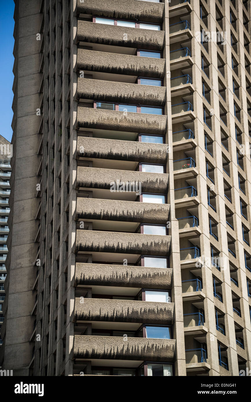 1960s residential tower block uk hi-res stock photography and images ...