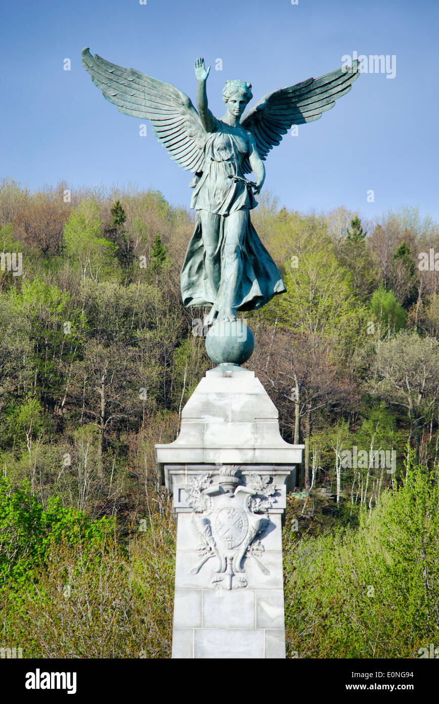 George etienne cartier statue hi-res stock photography and images - Alamy