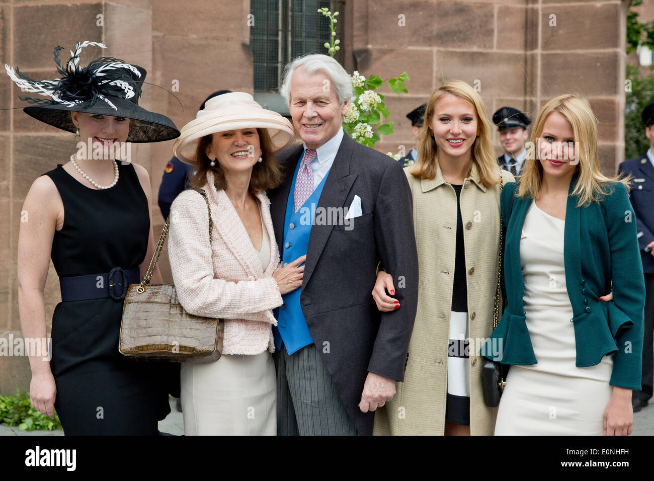 Count Anton Wolfgang von Faber-Castell, his wife Mary (L) as well as ...