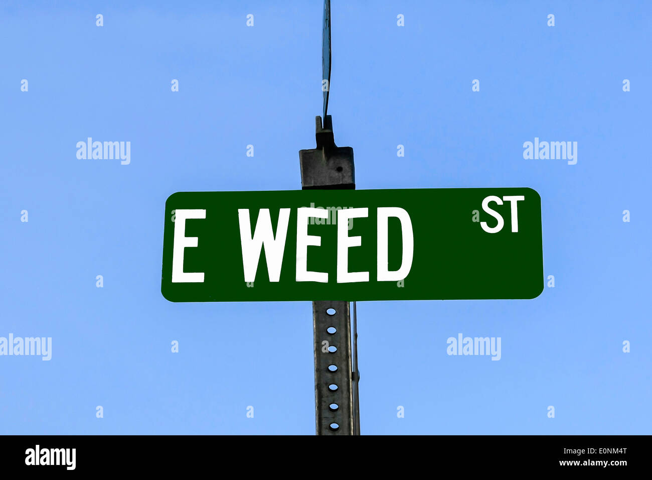 E Weed Street sign Stock Photo - Alamy