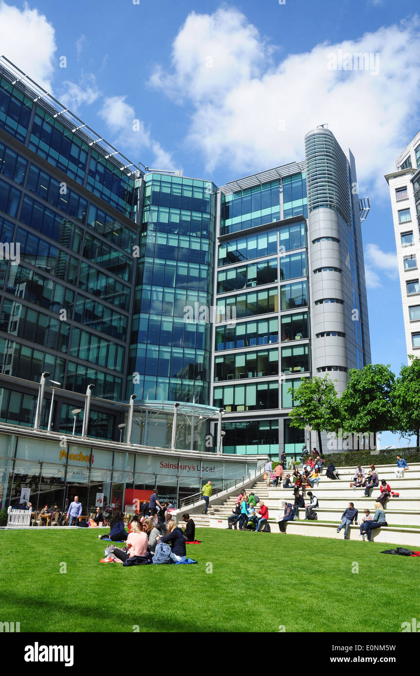 Sheldon square london hi-res stock photography and images - Alamy