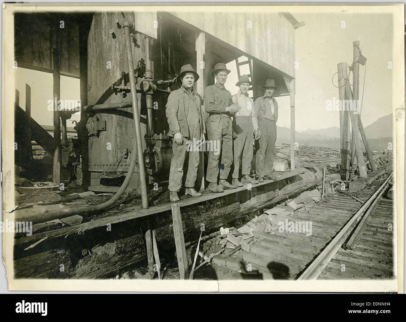 Employees at work photo hi-res stock photography and images - Alamy