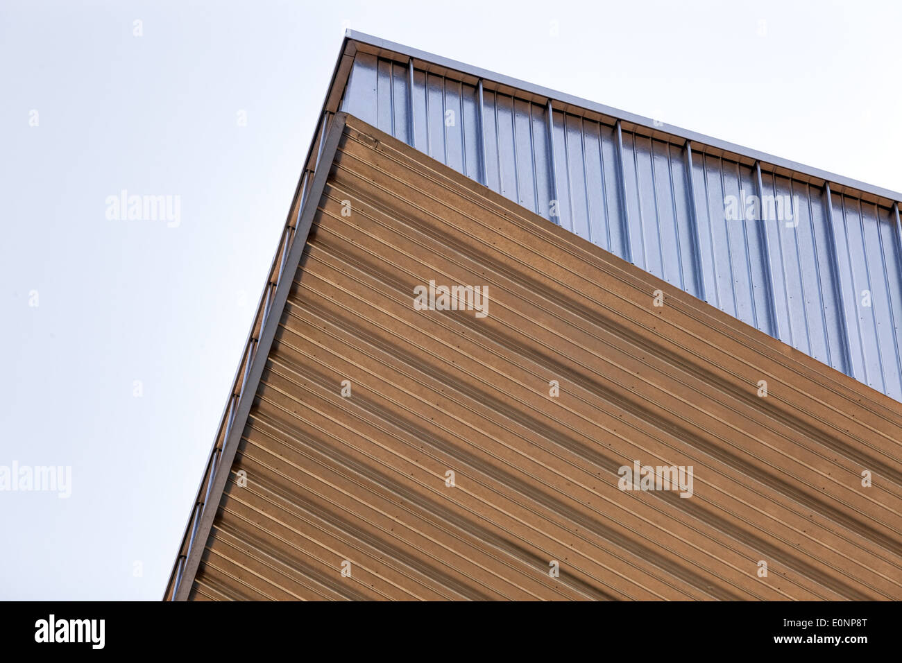 Details of aluminum facade and aluminum panels Stock Photo - Alamy