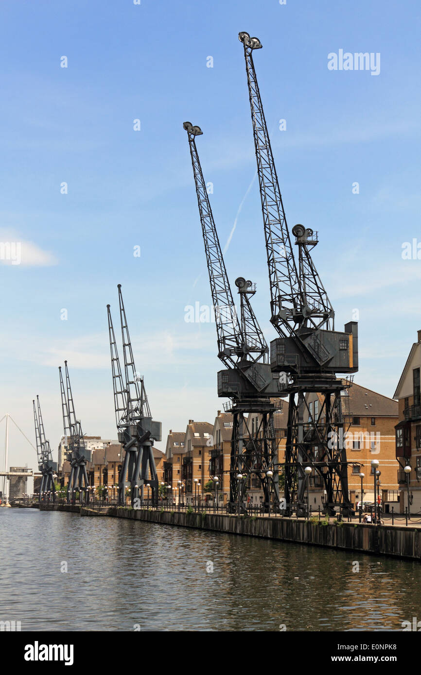 Royal victoria dock london hi-res stock photography and images - Alamy