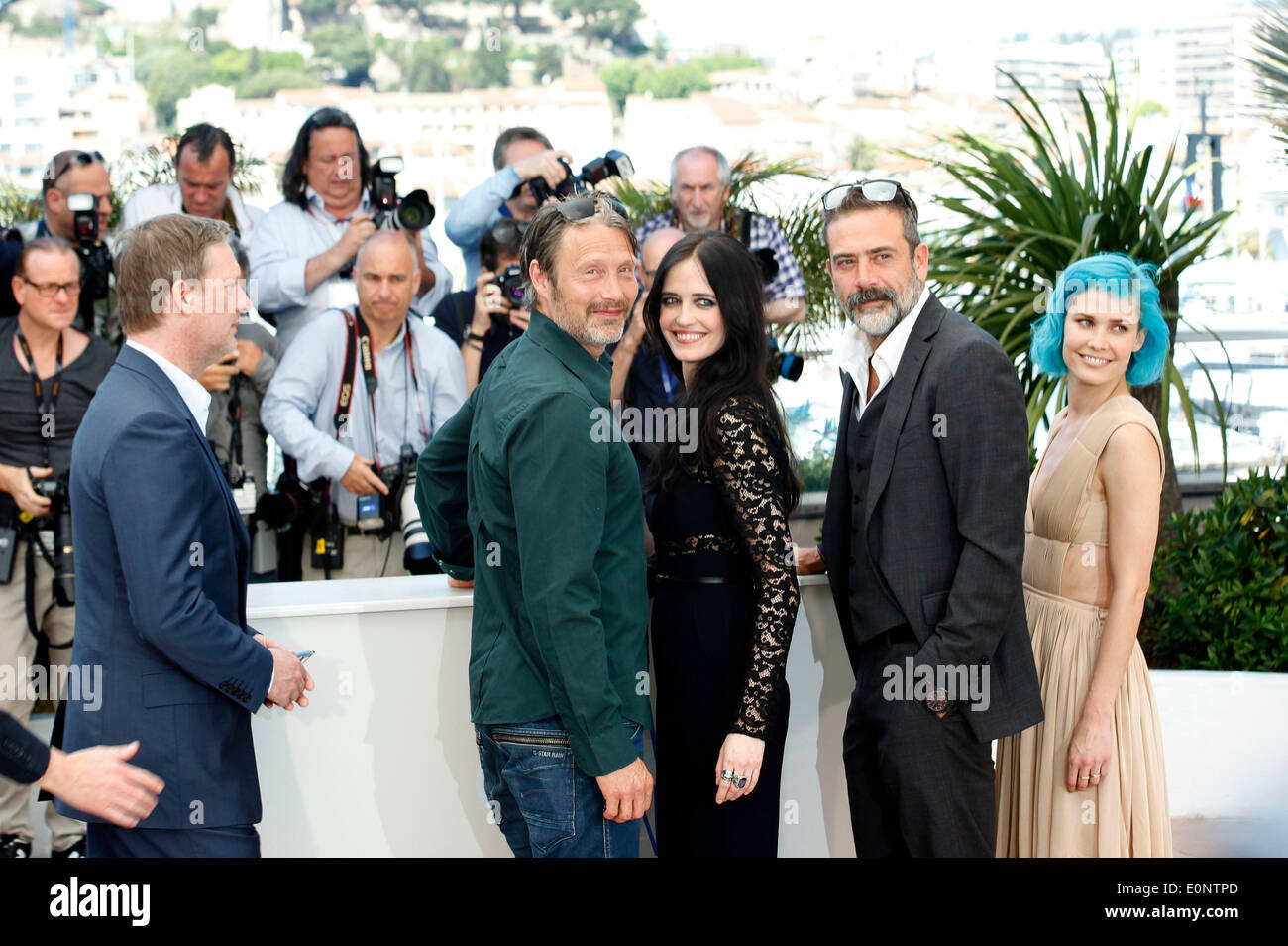 Douglas Henshall, Mads Mikkelsen, Eva Green, Jeffrey Dean Morgan and ...