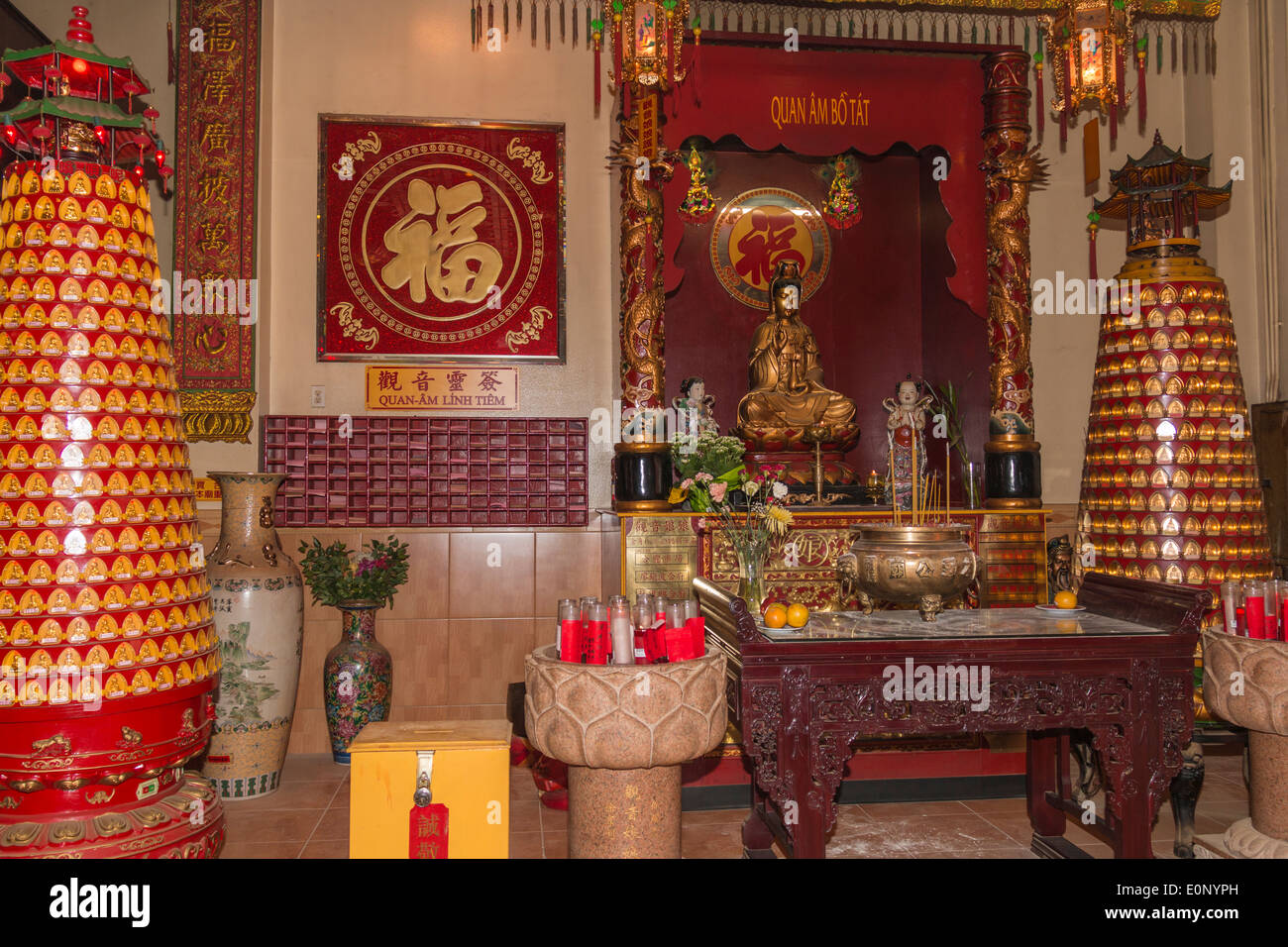 Kuan Yin statue at Teo-Chew Temple, Vietnamese and Taoist Temple in ...