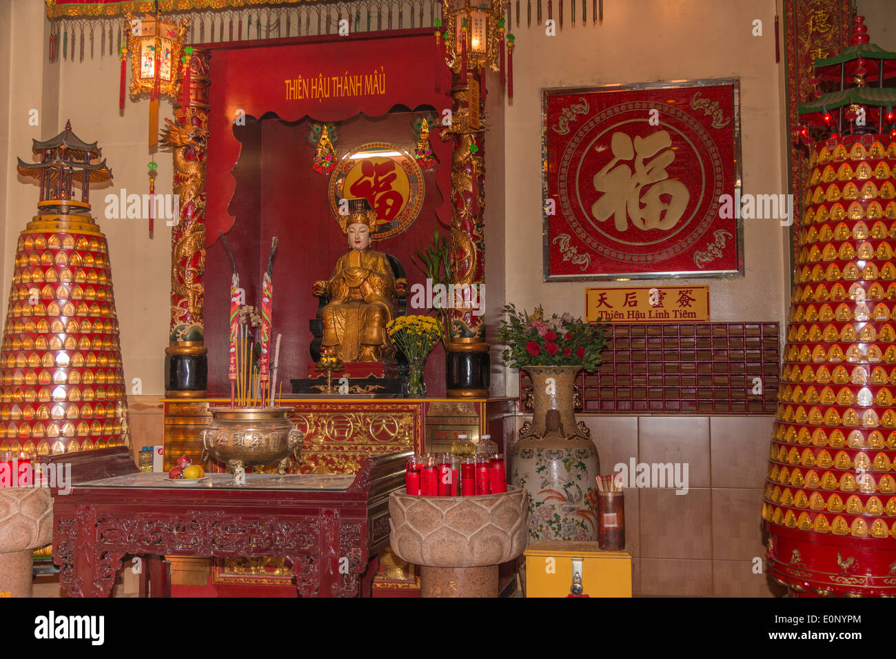 Tin how temple chinatown hi-res stock photography and images - Alamy
