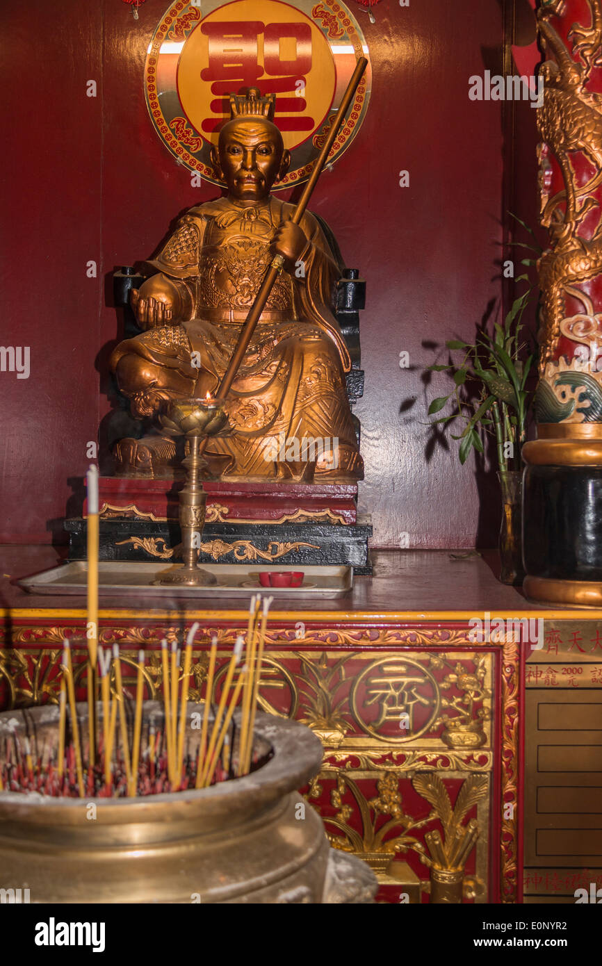 Sun Wukong statue at Teo-Chew Temple, Vietnamese and Taoist Temple in ...