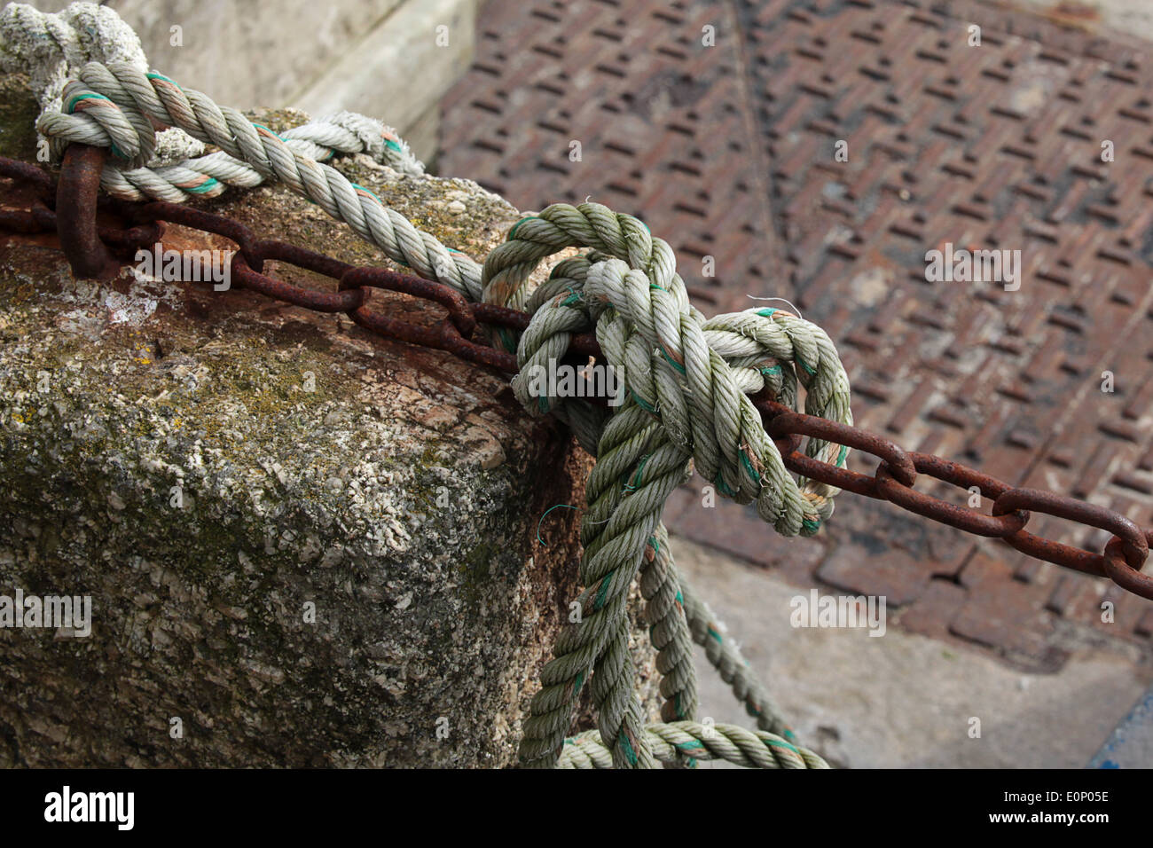 tied rope and chain, St Ives, Cornwall Stock Photo - Alamy