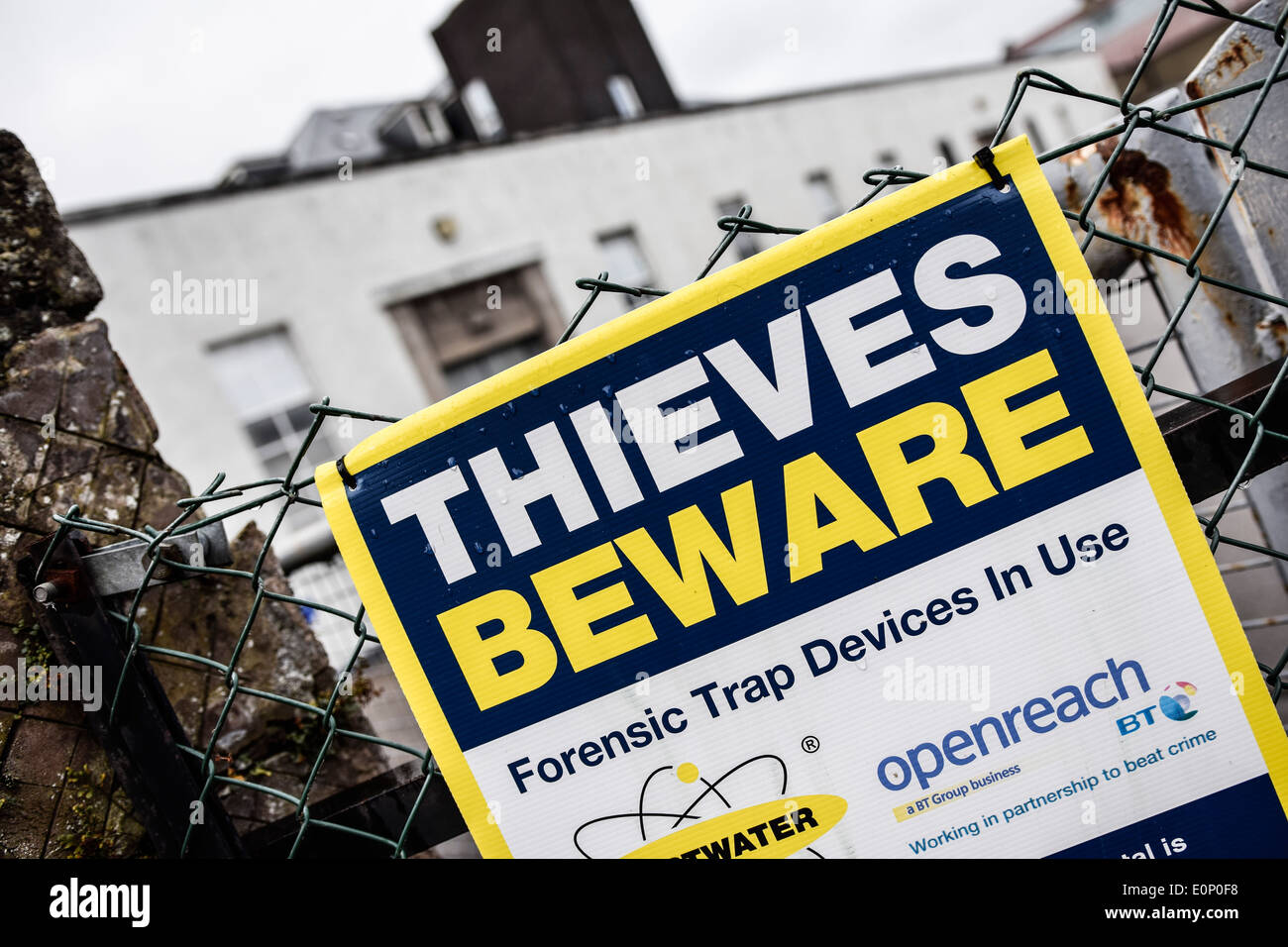 Thieves beware warning sign smartwater hi-res stock photography and ...