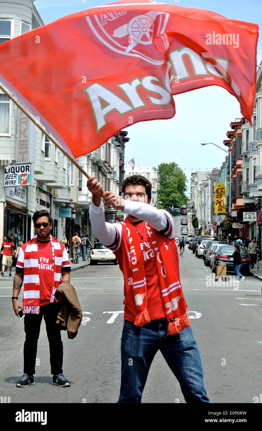 Arsenal fans flag hi-res stock photography and images - Alamy