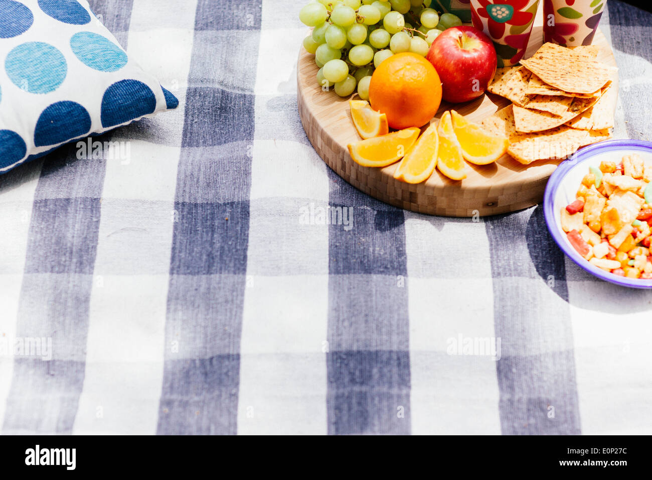 Picnic setting hi-res stock photography and images - Alamy