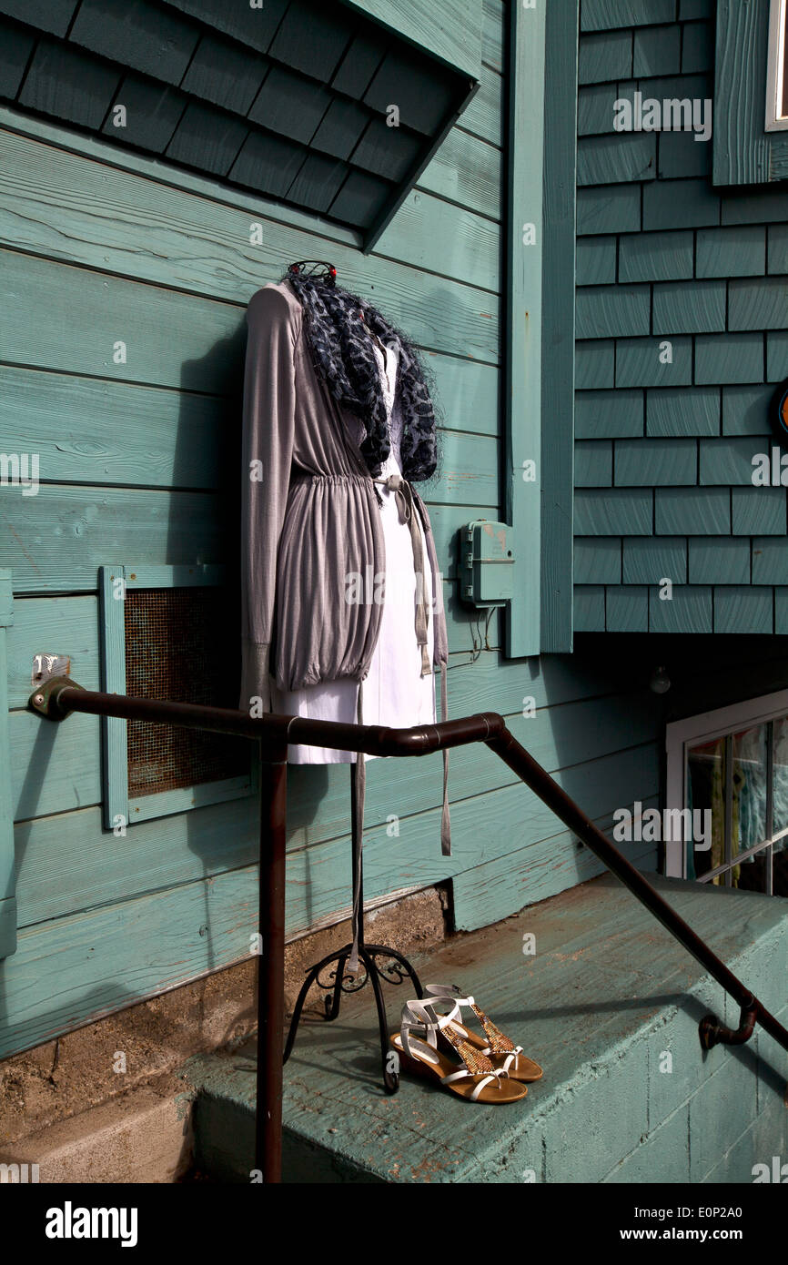Mannequin on display Stock Photo - Alamy