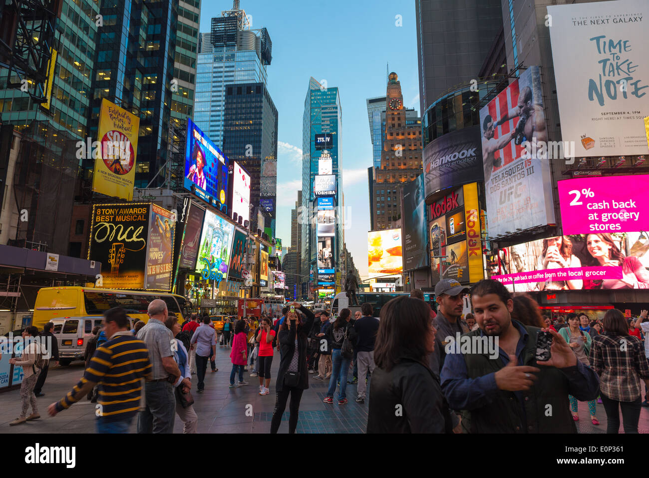 New york times square hi-res stock photography and images - Alamy