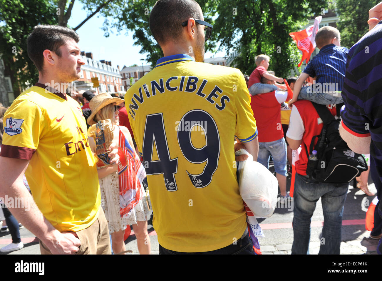 Arsenal victory parade hi-res stock photography and images - Alamy