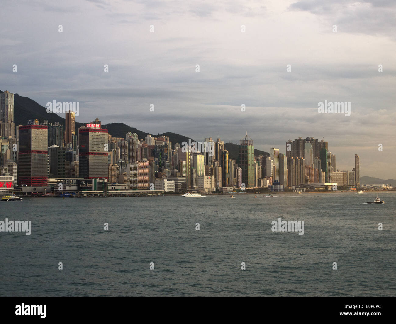 Shun tak ferry terminal hi-res stock photography and images - Alamy