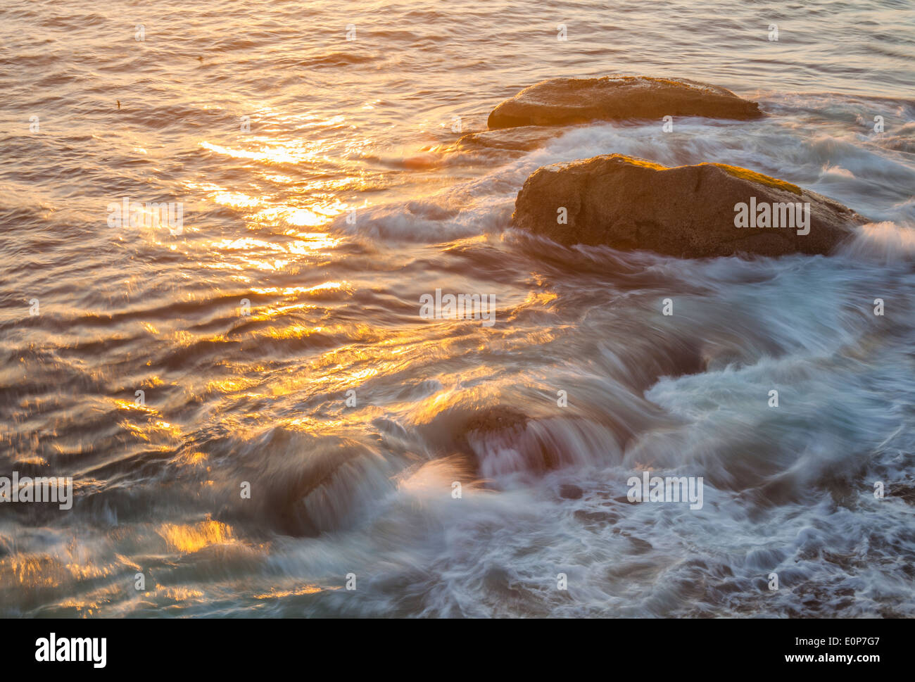 Ocean movements hi-res stock photography and images - Alamy