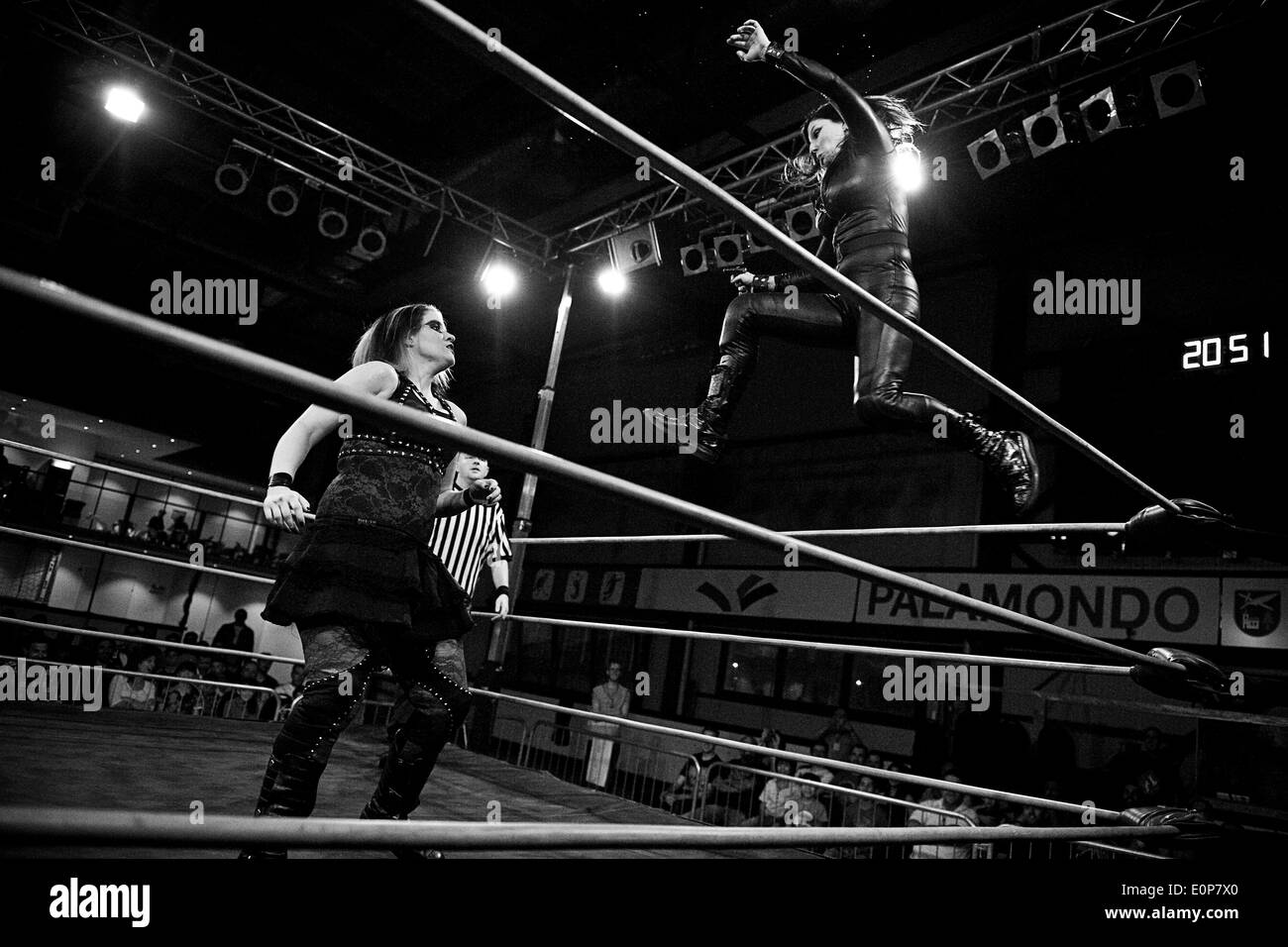 Female wrestling Black and White Stock Photos & Images - Alamy