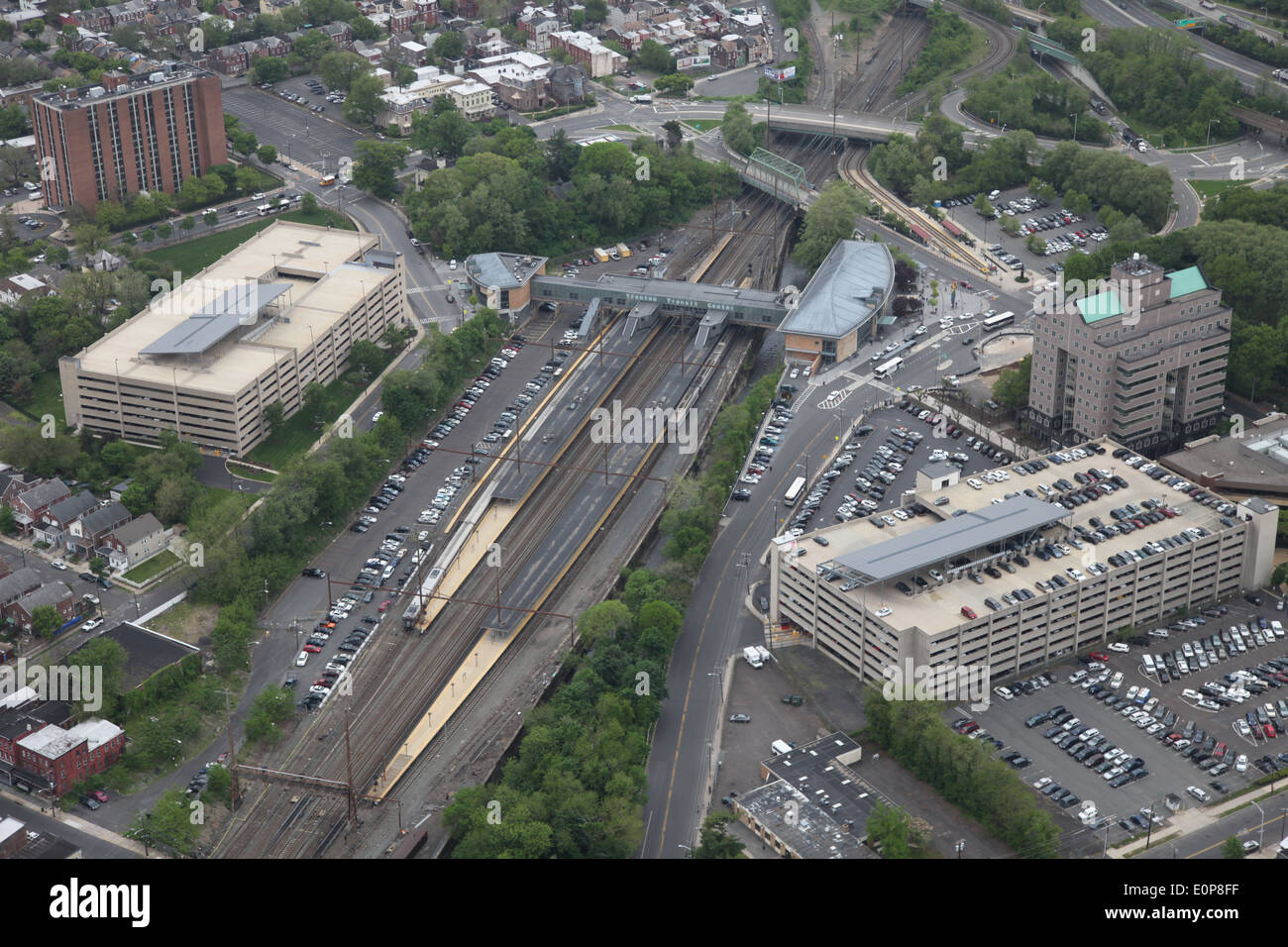 New jersey transit trains hi-res stock photography and images - Alamy