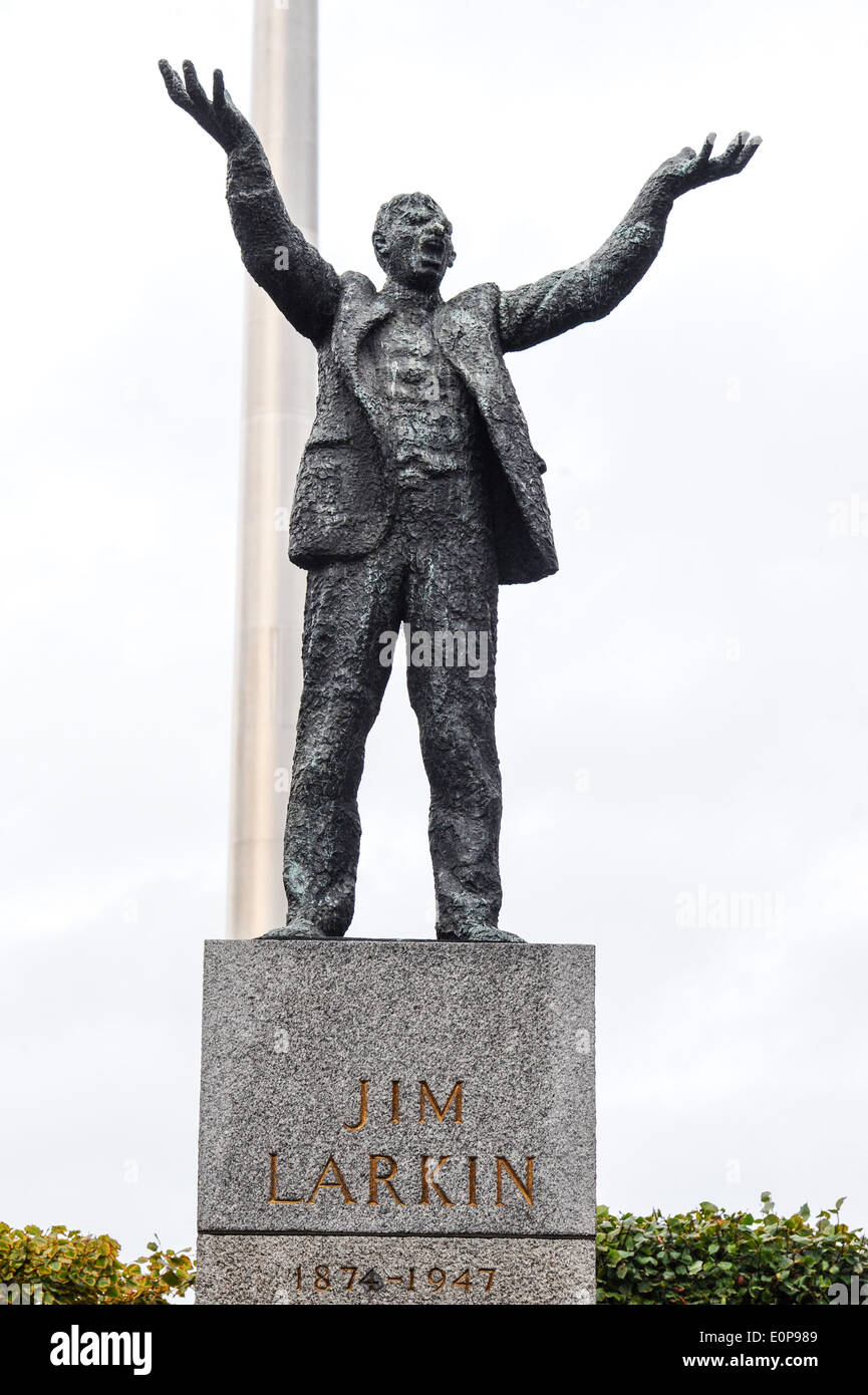 Jim larkin statue dublin hi-res stock photography and images - Alamy