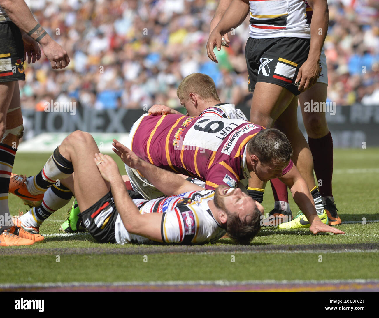 Manchester, Greater Manchester, UK. 18th May, 2014. Huddersfield Giants ...