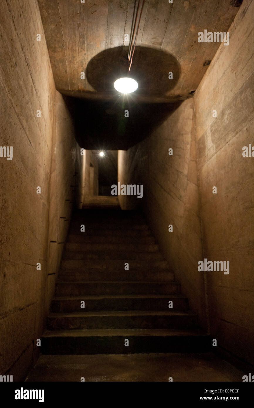 Corridor cave hi-res stock photography and images - Alamy