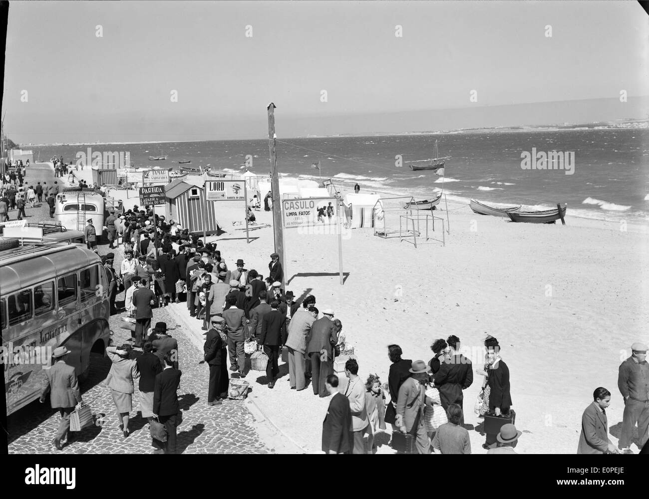 Trafaria portugal hi-res stock photography and images - Alamy