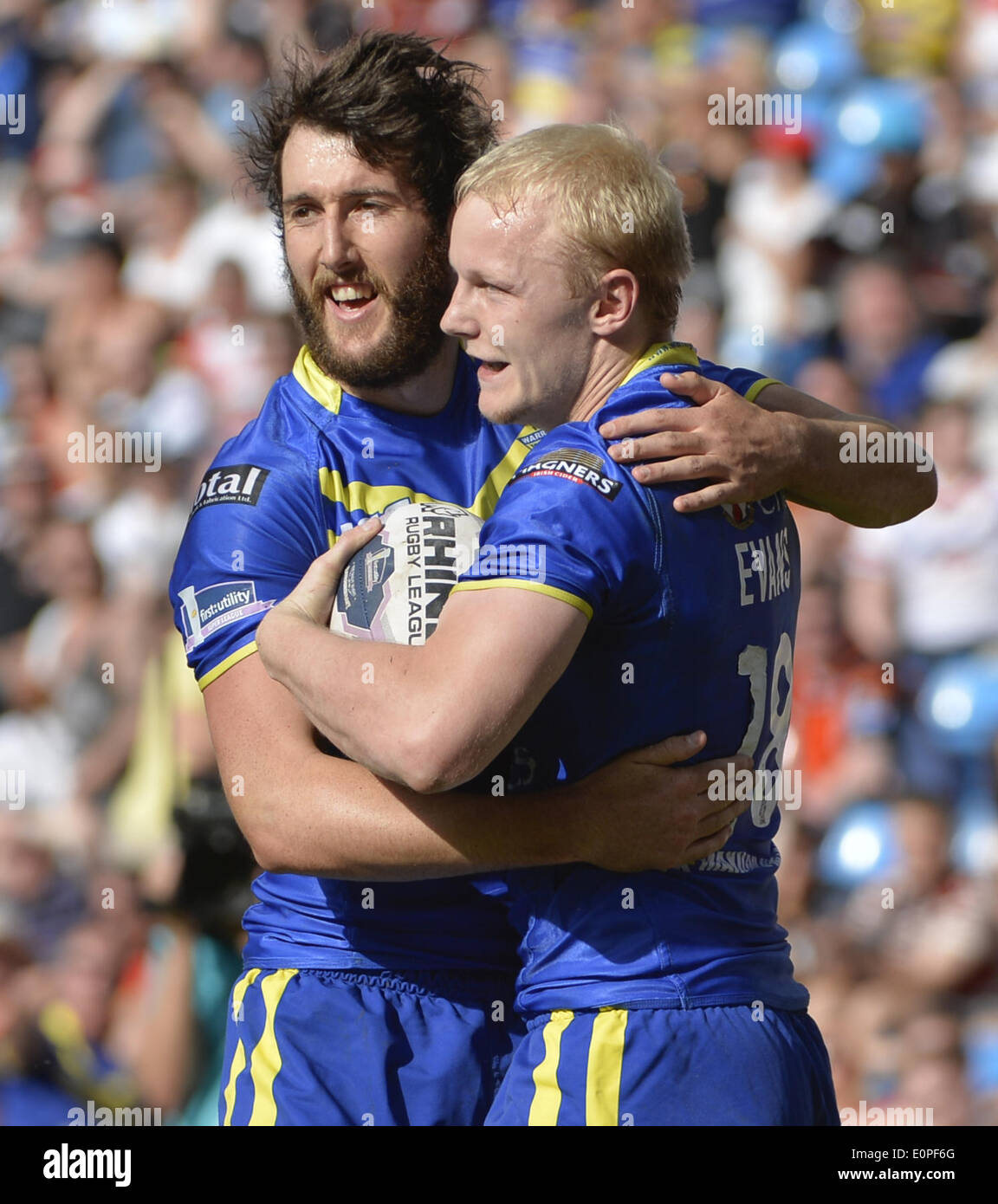 Manchester, Greater Manchester, UK. 18th May, 2014. Warrington Wolves ...