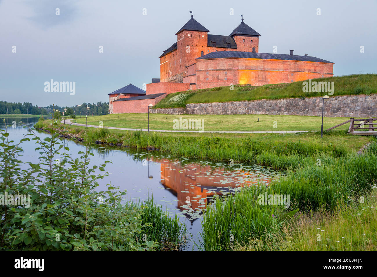 Medieval castle architecture hi-res stock photography and images - Alamy