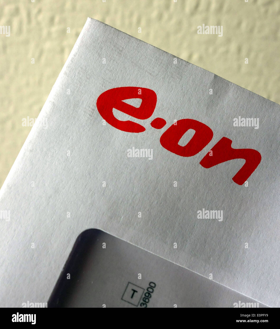 E.on logo hi-res stock photography and images - Alamy