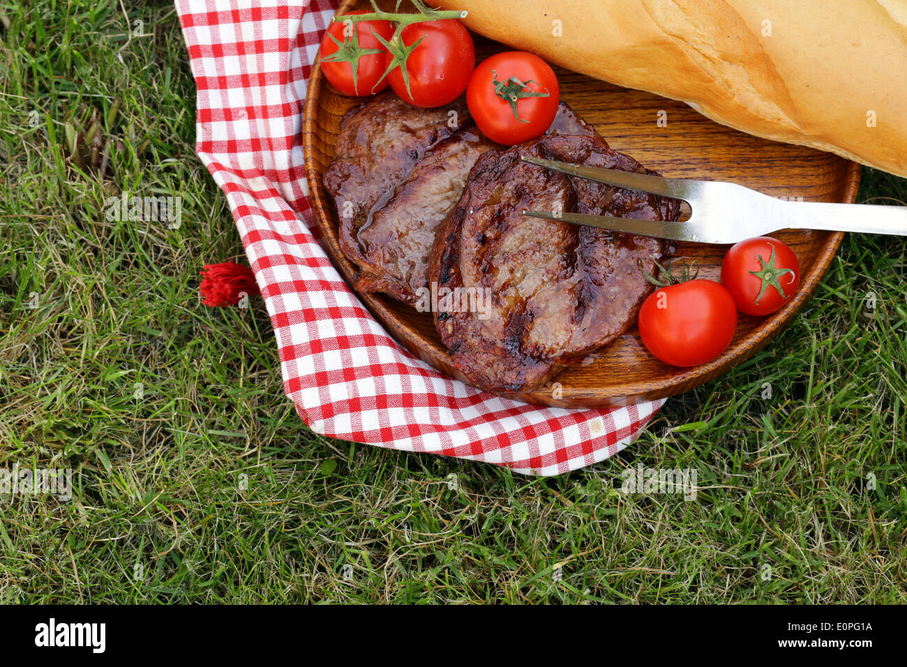 grilled meat beef steak outdoors picnic Stock Photo - Alamy