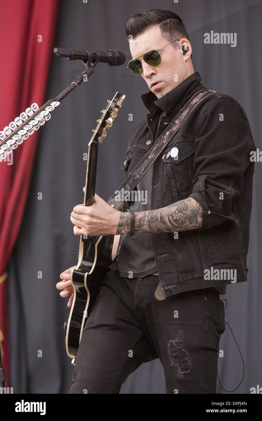 May 17, 2014 - Columbus, Ohio, U.S - Vocalist TYLER CONNOLLY of Theory ...