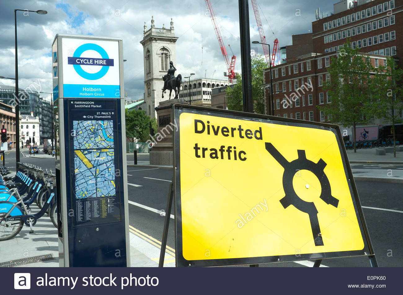 Roundabout Uk Sign High Resolution Stock Photography and Images - Alamy