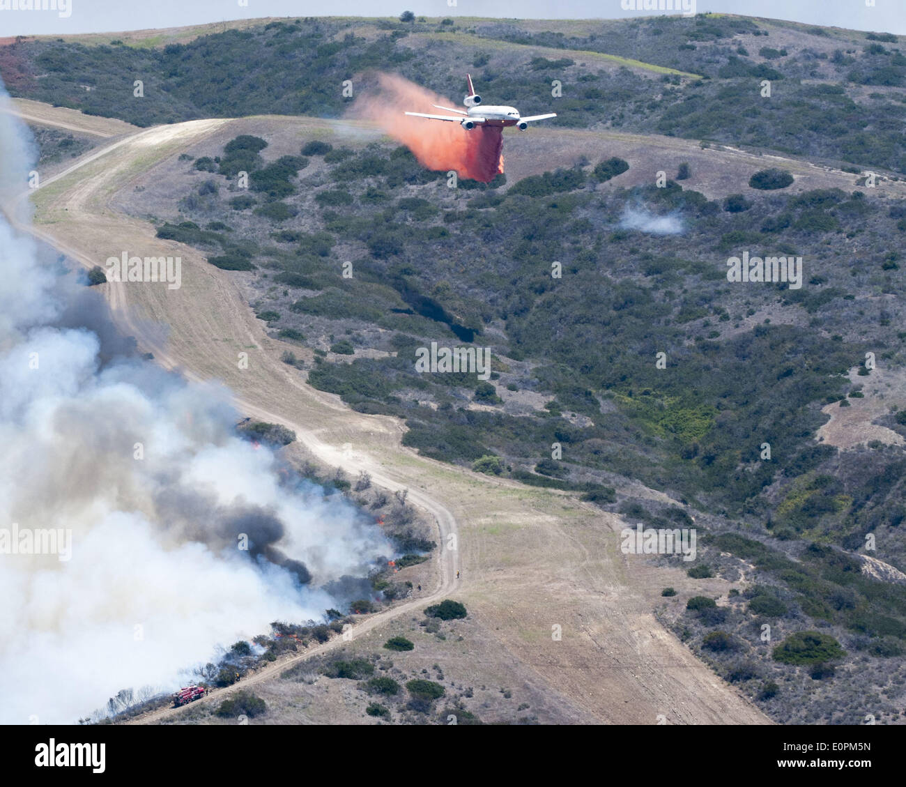 Aerial tanker hi-res stock photography and images - Alamy