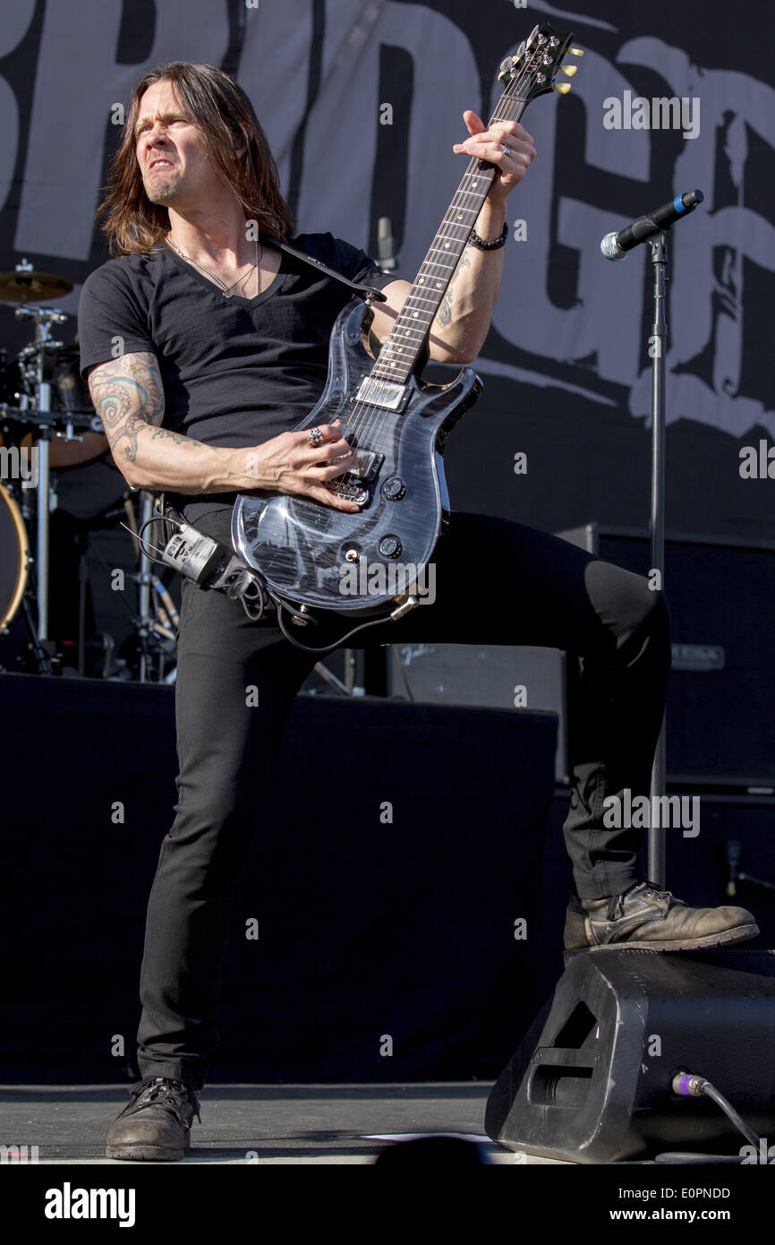 Columbus, Ohio, USA. 18th May, 2014. Vocalist MYLES KENNEDY of Alter ...