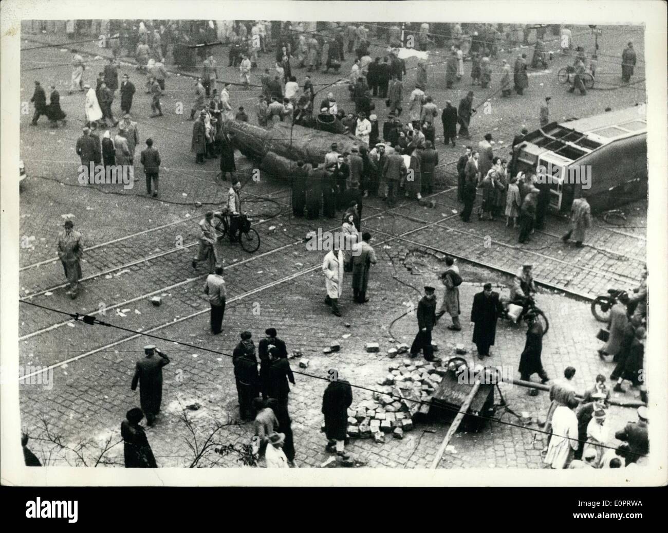 Stalin statue 1956 hi-res stock photography and images - Alamy