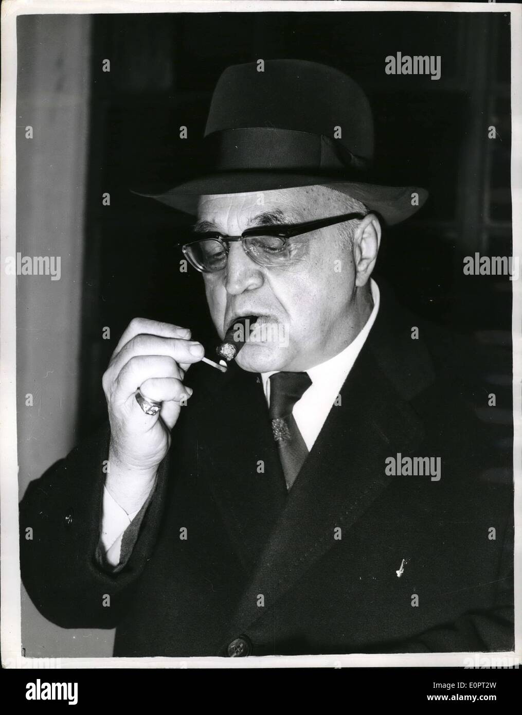 Dec. 10, 1956 - 10-12-56 Al Weill comes to London. He wants to manage ...