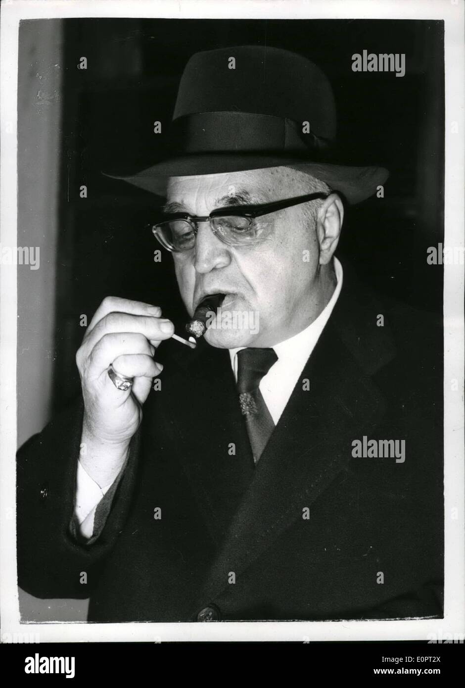 Dec. 10, 1956 - 10-12-56 Al Weill comes to London. He wants to manage ...