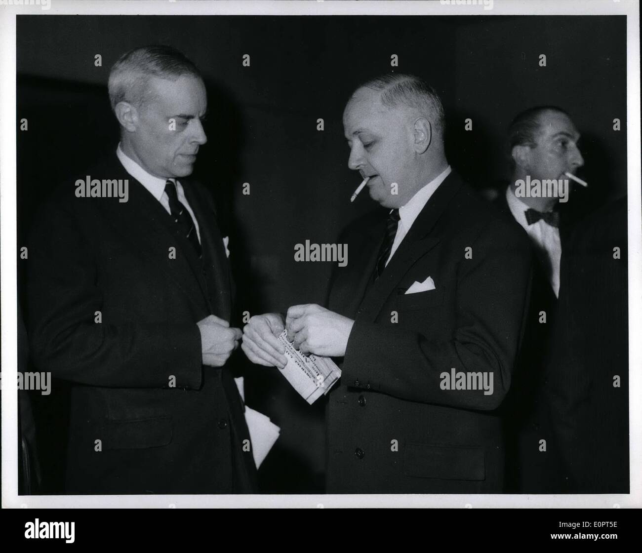 1957 christian pineau hi-res stock photography and images - Alamy
