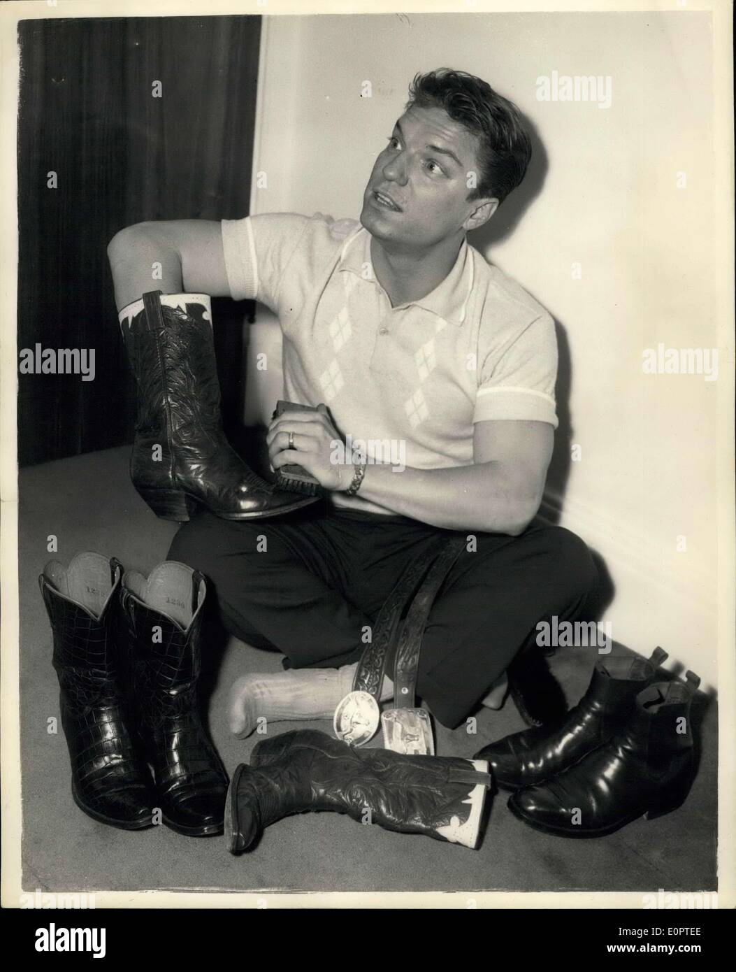 Guy mitchell hi-res stock photography and images - Alamy