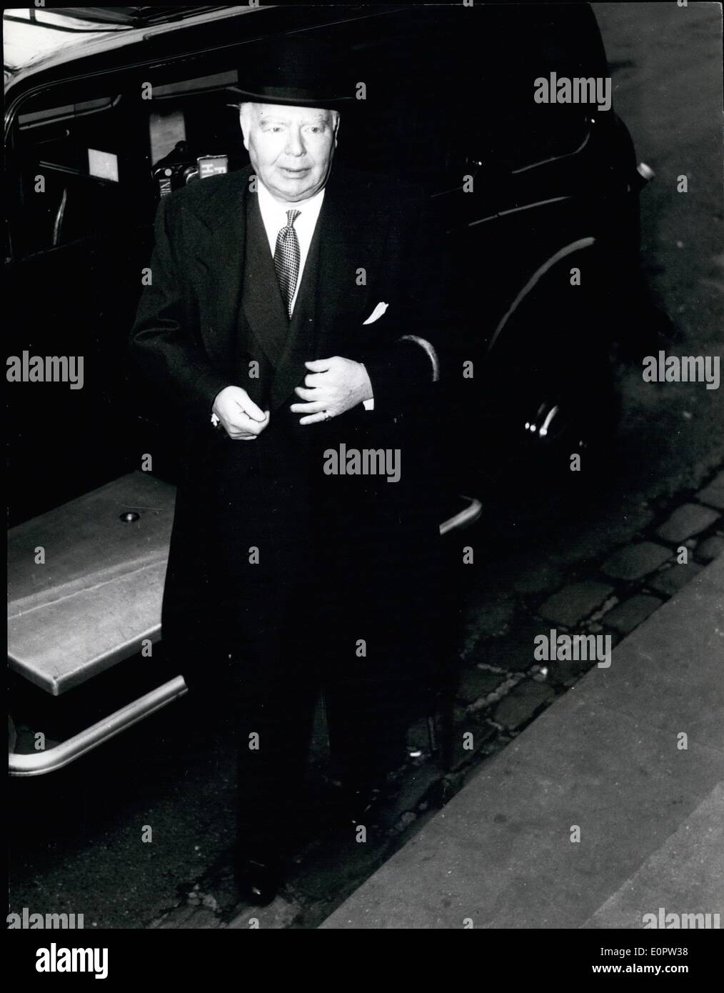 Hore belisha hi-res stock photography and images - Alamy