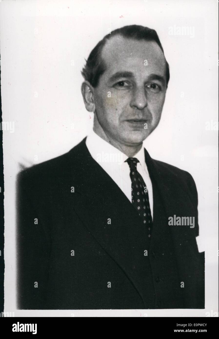 Mar. 03, 1957 - Dr. Adams trial opens at Old Bailey. Mr. Malcolm Morris ...